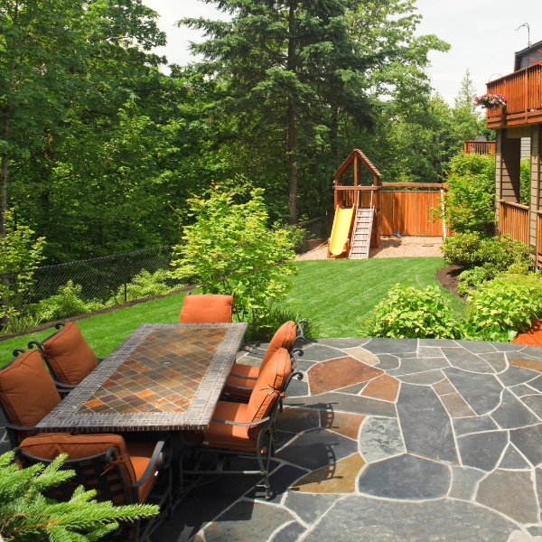 5 Benefits of Using Concrete Blocks for Garden Projects | Orange Pavers